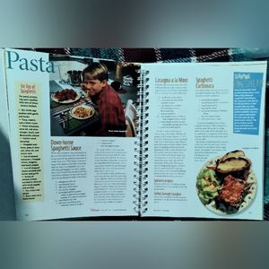 Disney | Kitchen | Disneys Family Cookbook Irresistible Recipes For You ...